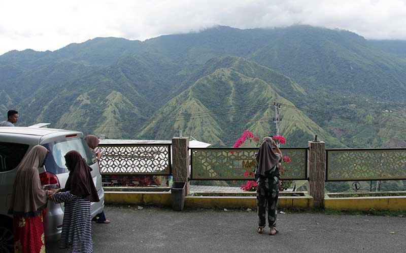 Rest Area di Jalur Trans Sulawesi Tawarkan Pemandangan Alam Gunung Nona ...