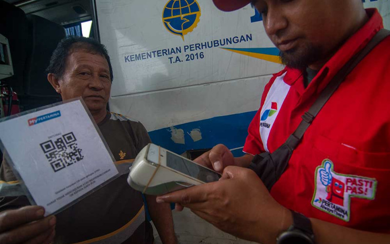 Pertamina Berlakukan Scan Barcode Untuk Pengisian Solar Bersubsidi