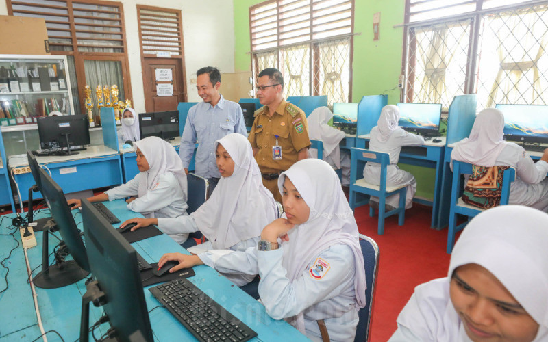 PAMA Bantu Manjukan Pendidikan di Muara Enim Sumatra Selatan - Bisnis.com