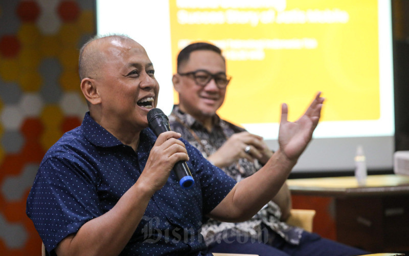 Jatis Mobile Resmi Melantai di Bursa Efek Indonesia - Bisnis.com