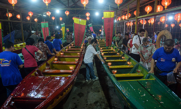 Tradisi Peh Cun, Warga Tionghoa Karawaci Mandikan Perahu Peninggalan ...