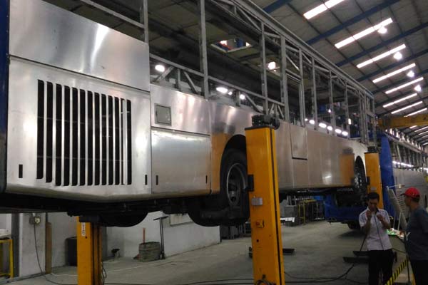 Mengintip 10 Mesin Teknologi Canggih Karoseri Laksana Bus