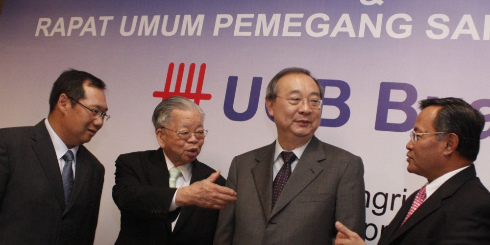 Uob Buana Logo UOB : About UOB