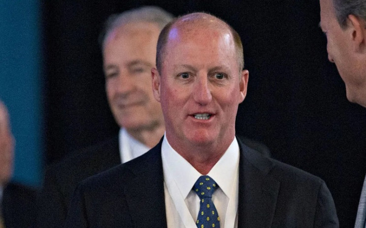 Mengenal Greg Abel, Sosok Pengganti Warren Buffett di Berkshire Hathaway