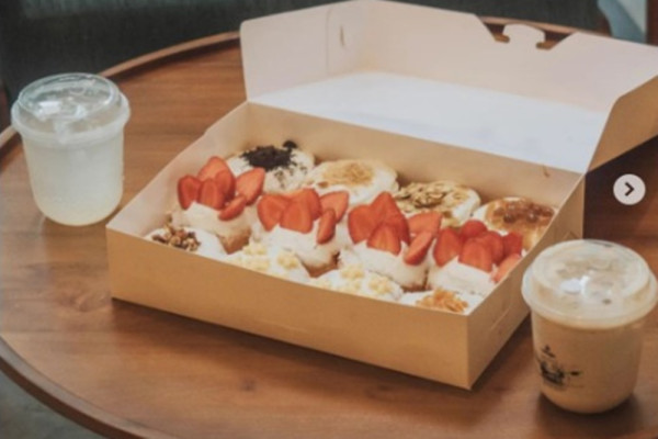 Intip Peluang Bisnis Donat Bahagia yang Viral dengan Aneka 70 Topping ...