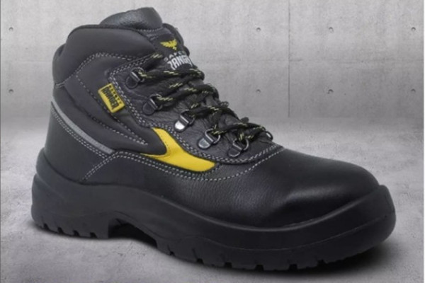 Safety Ranger, Sepatu Safety Buatan Lokal dengan Gaya Trendi
