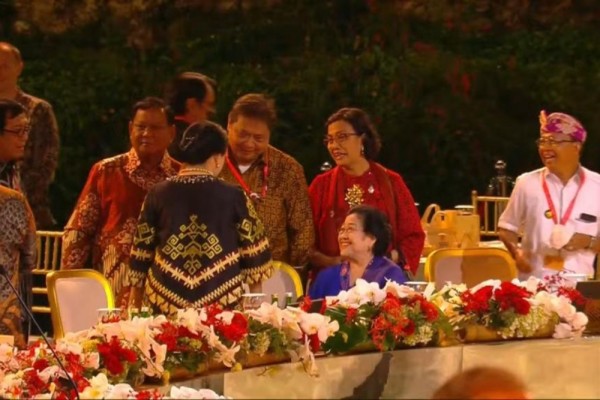 Megawati, SBY, Puan, hingga Jusuf Kalla Ikut Gala Dinner G20 Bali Megawati, SBY, Puan, hingga Jusuf Kalla Ikut Gala Dinner G20 Bali