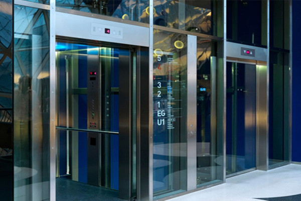 Penasaran Kenapa Selalu Ada Cermin di Dalam Lift? Ini Alasannya Penasaran Kenapa Selalu Ada Cermin di Dalam Lift? Ini Alasannya
