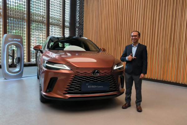 Resmi Meluncur! Segini Harga The All New Lexus RX di Indonesia