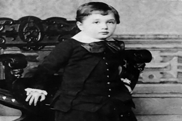 Fakta-fakta Menarik Albert Einstein, Si Jenius Ahli Fisika Dunia