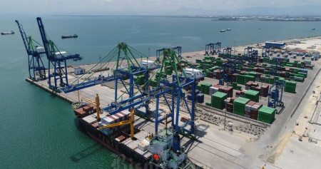 Makassar Port