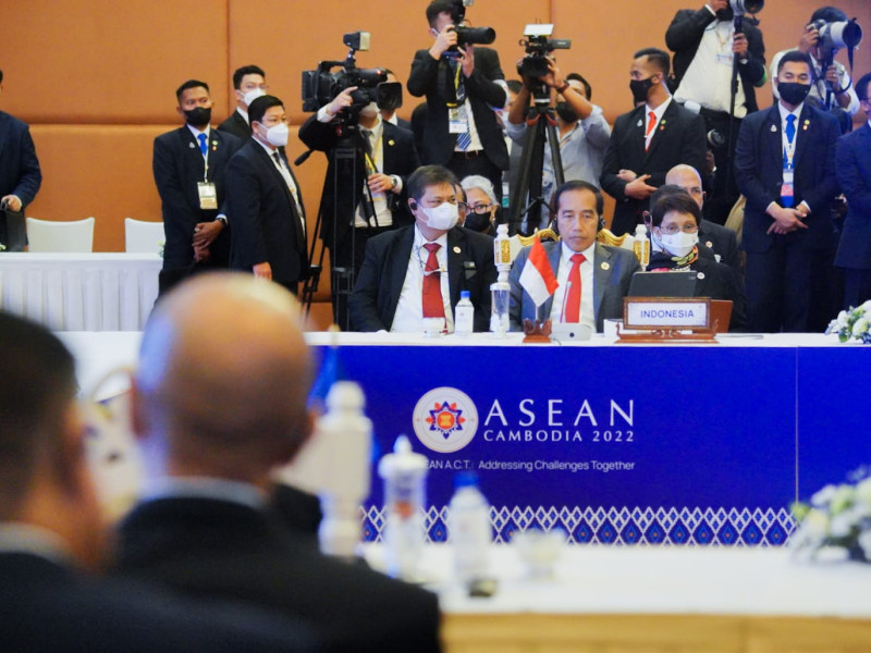 Jokowi Bahas Ketahanan Pangan dan Keuangan dalam KTT ASEAN-RRT