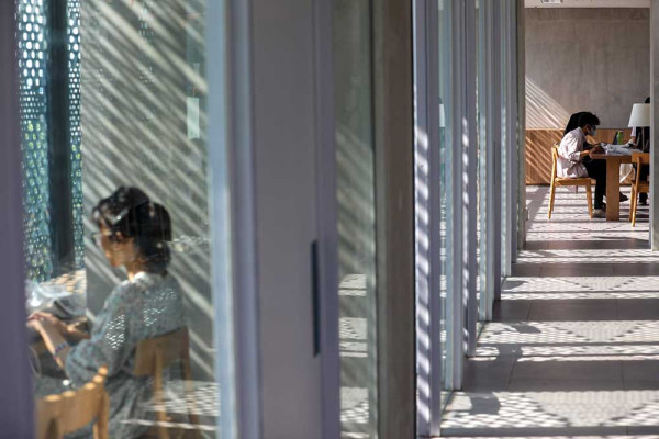 Top! Wajah Baru Perpustakaan di Taman Ismail Marzuki Dalam Bingkai Foto