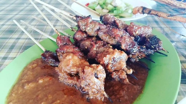 6 Makanan Khas Kalimantan Timur yang Paling Direkomendasikan